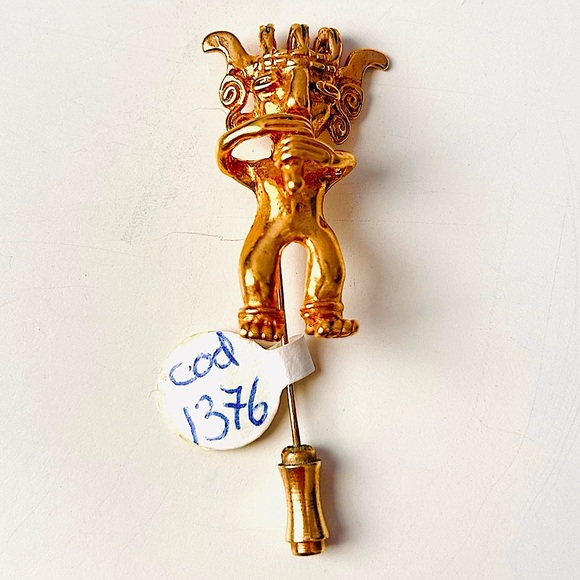 Jewelry | Vintage Gold Tone Brooch Pin Alva Studios Mayan Aztec ...